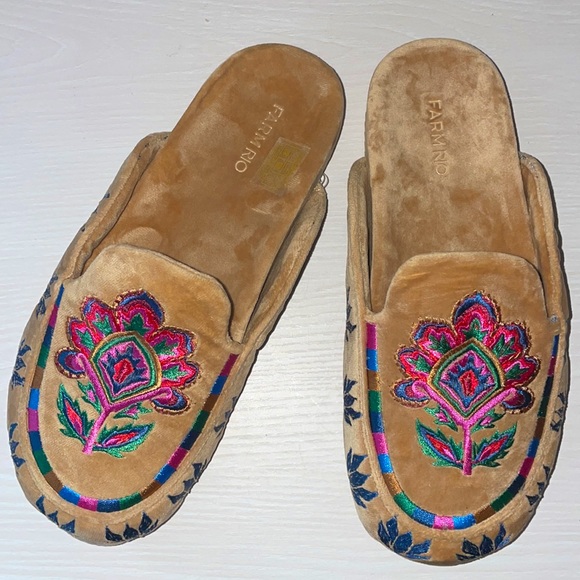 FARM Rio | Shoes | Farm Rio Sand Island Velvet Tapestry Clog Mule Slide ...